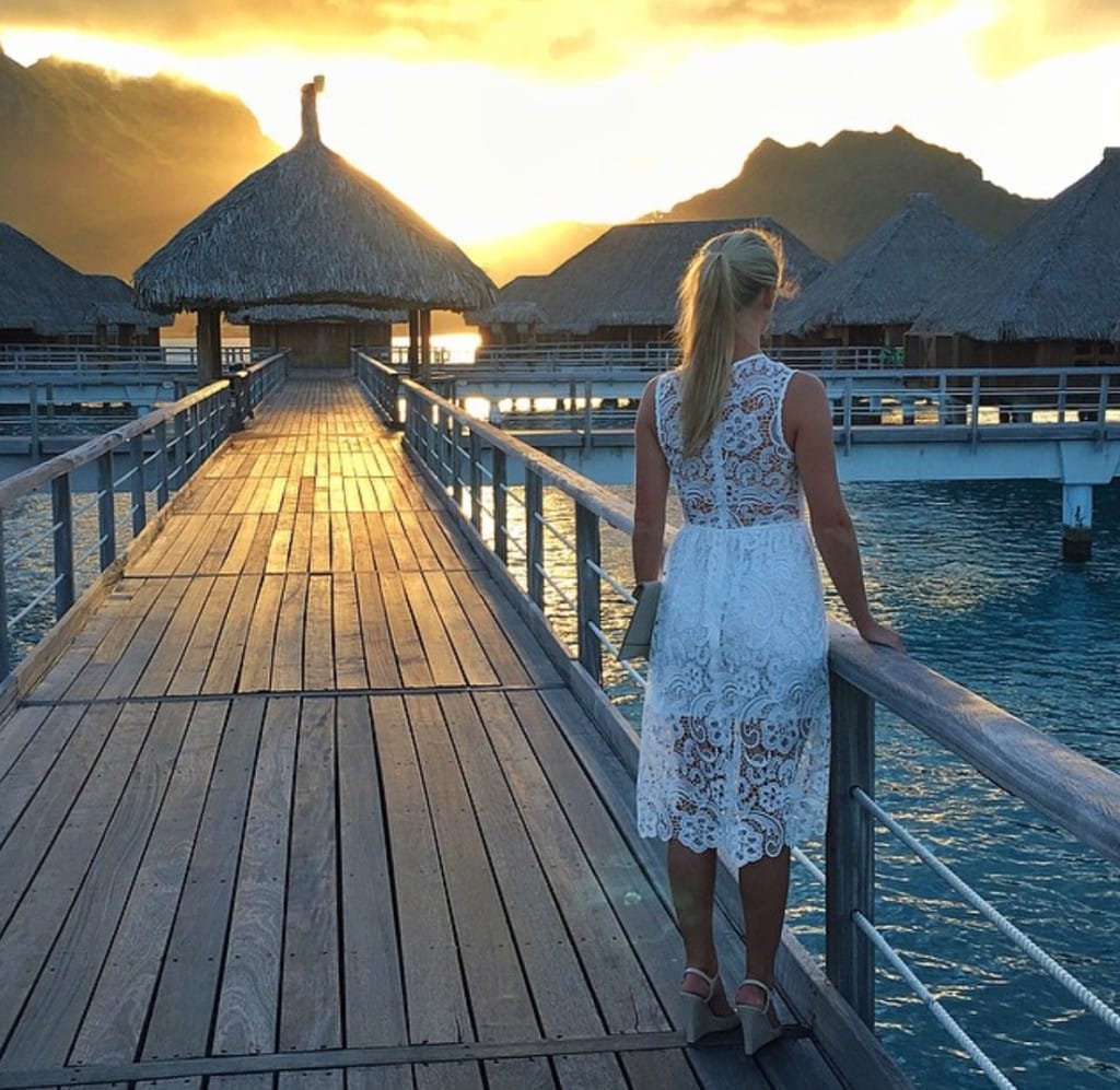 HONEYMOON OUTFIT ROUNDUP - Styled Snapshots